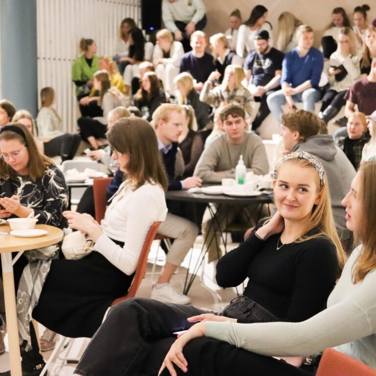 Järjestä tapahtuma Crazy Townilla | https://crazytown.fi/